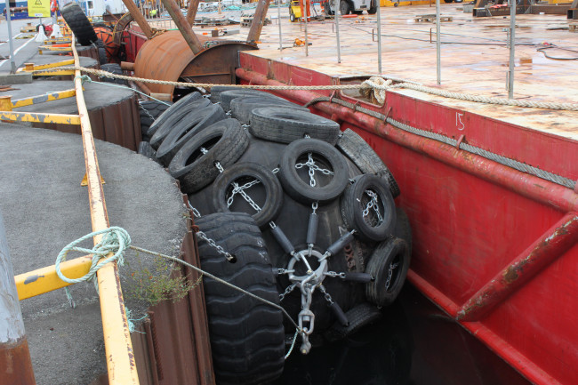 Floating Sling Fender STS ISO17357 Rubber Pneumatic Marine Fenders